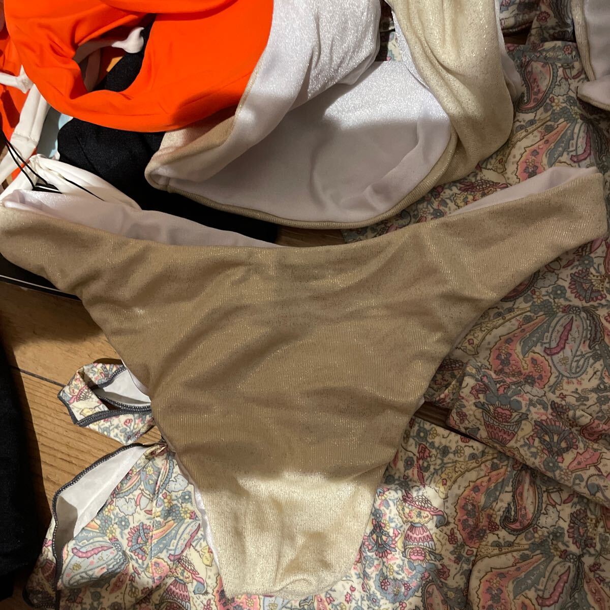 Yahoo!オークション - レディースビキニ 4点 bh2