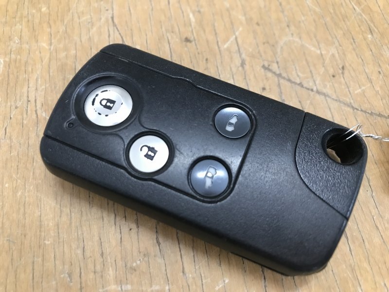 Yahoo!オークション - 送料220円 RK1/RK2/RK5/RK6 ステップワゴン スマ...