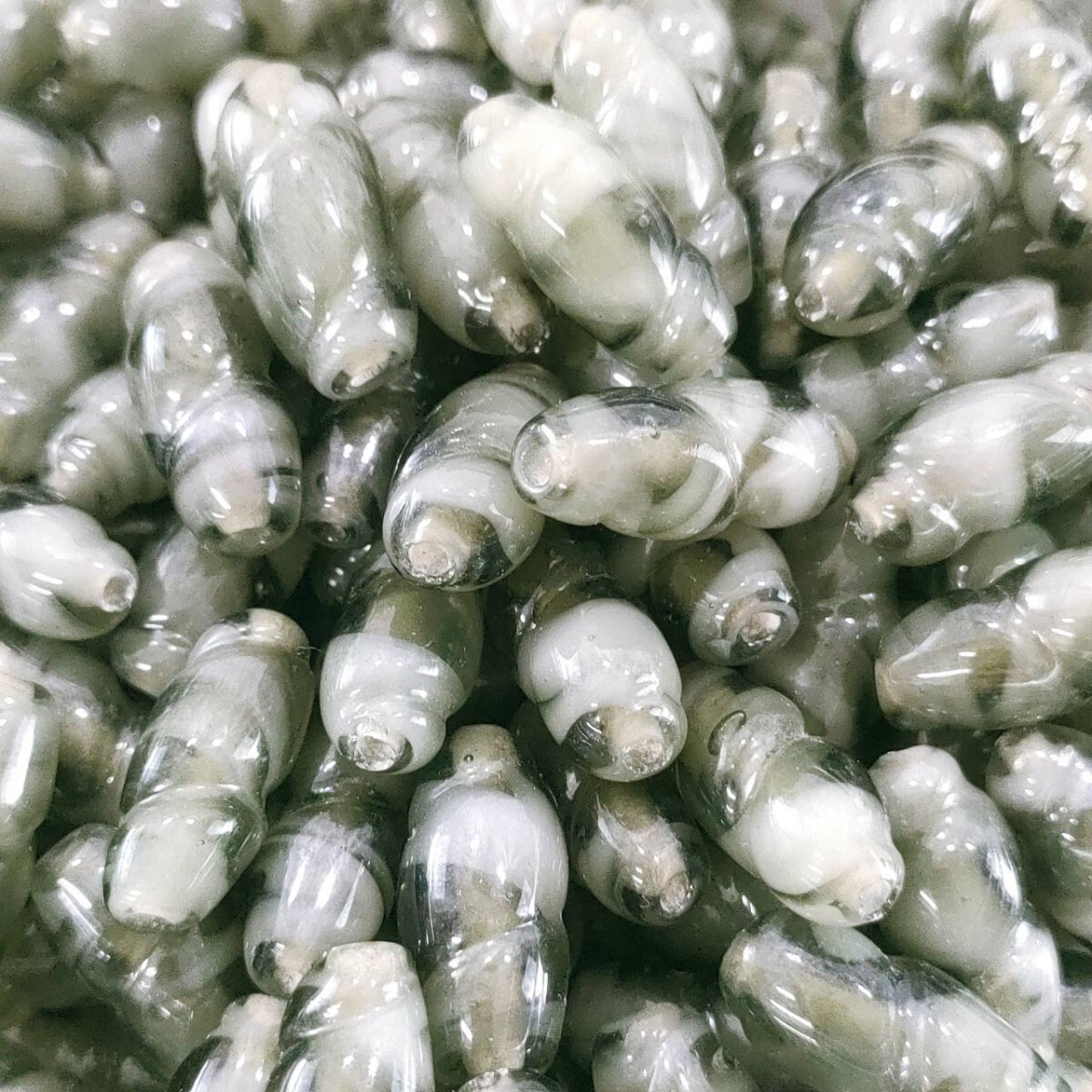 Yahoo!オークション - 未使用 大量 チェコ ガラスビーズ 約340g 18×7...