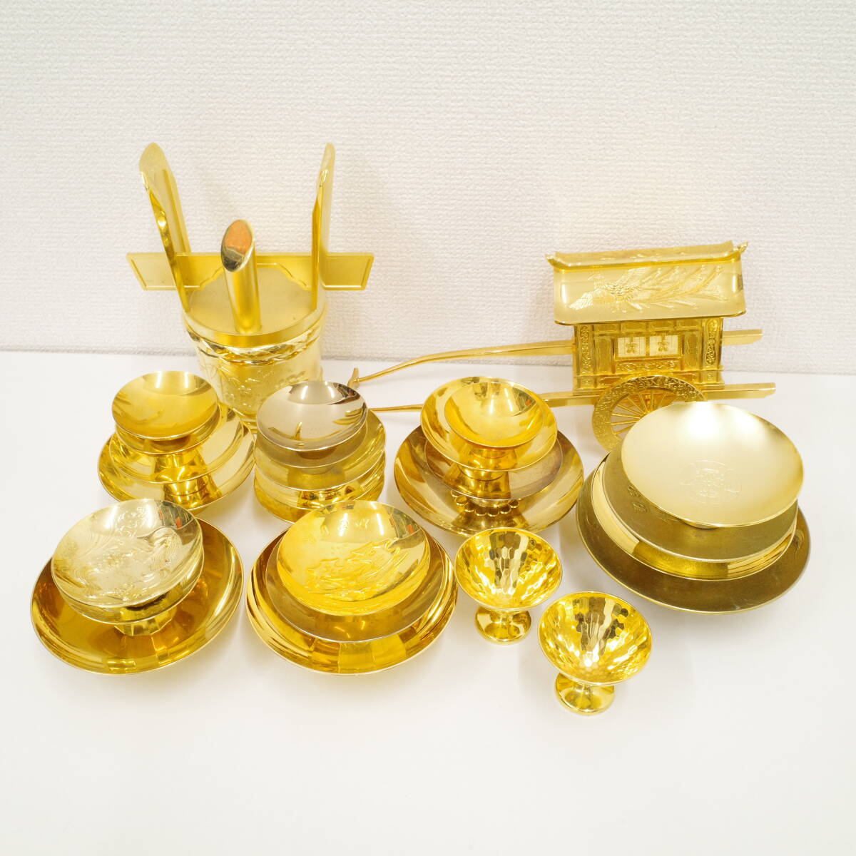 金メッキ 工芸品 24KGP 金杯 酒杯 角樽 御所車 重量3.7kg(金製)｜売買されたオークション情報、yahooの商品情報をアーカイブ公開 - オークファン（aucfan.com）