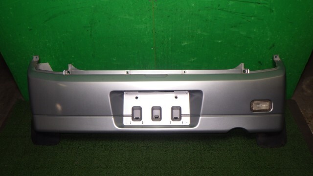 Yahoo!オークション - ミニカ HBD-H42V リアバンパー A31 6410A677 中...