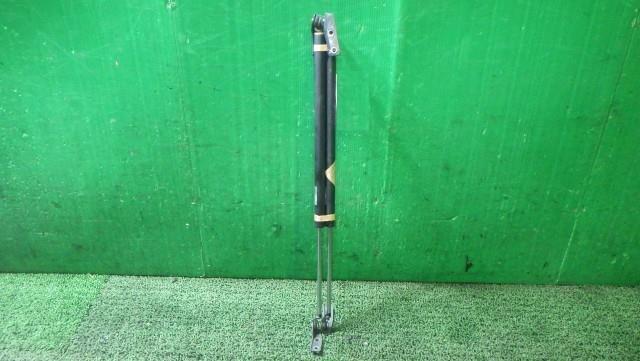 Yahoo!オークション - エブリィ GD-DA52V バックドアダンパー 81850-79...