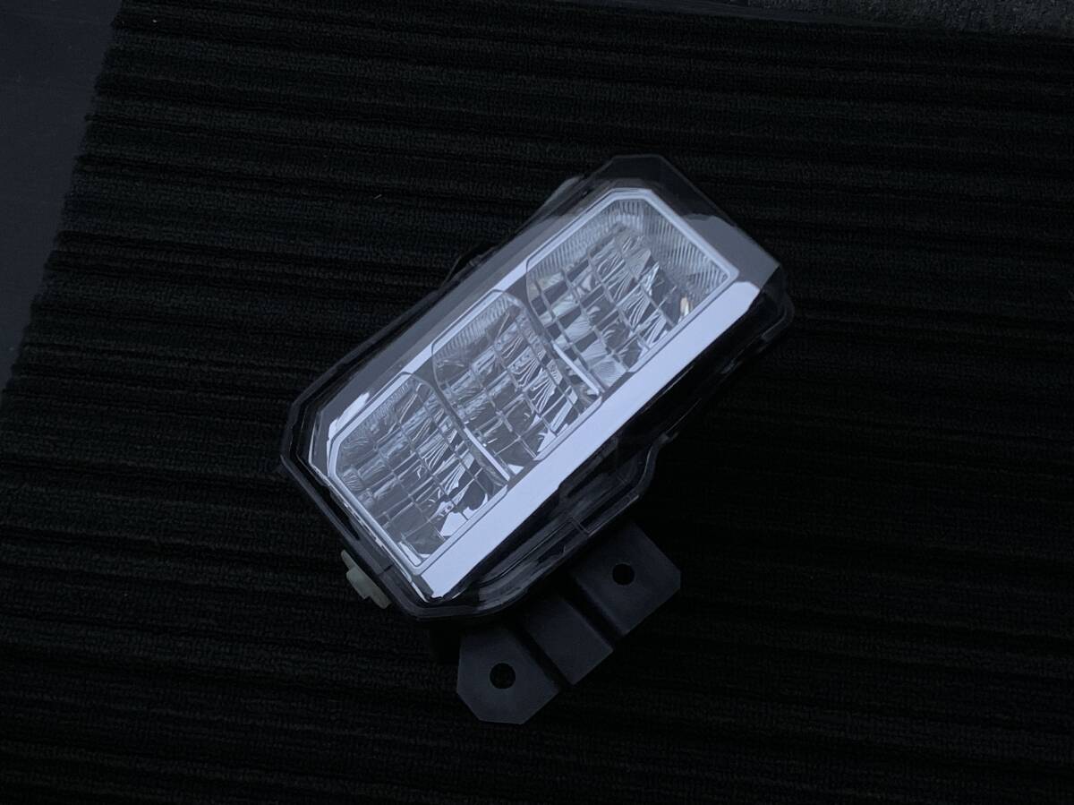 Yahoo!オークション - 希少 SKE ・ SK5 ・ SK9 フォレスター 純正OP LE...