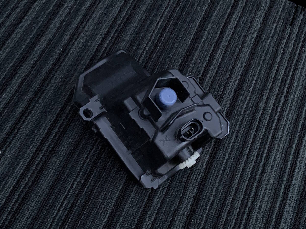 Yahoo!オークション - 希少 SKE ・ SK5 ・ SK9 フォレスター 純正OP LE...