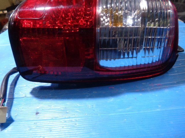 Yahoo!オークション - ハイラックスサーフ KZN185 RZN185 社外 テール...