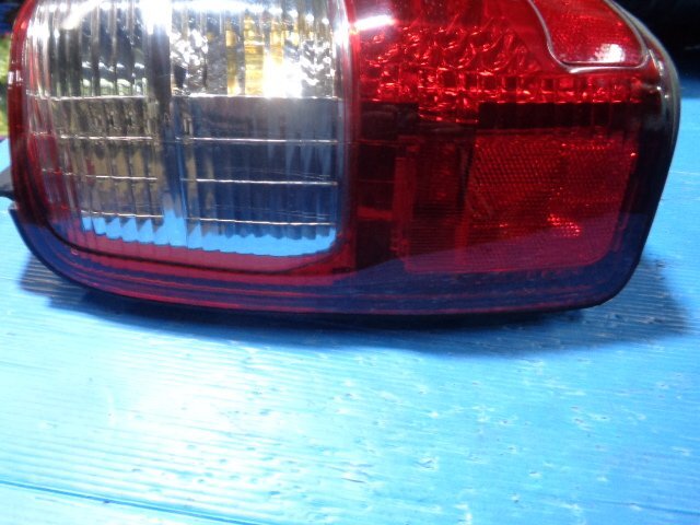 Yahoo!オークション - ハイラックスサーフ KZN185 RZN185 社外 テール...