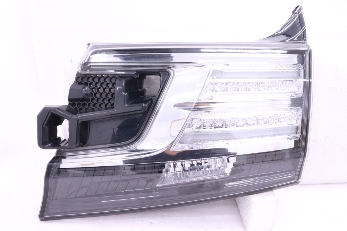 Yahoo!オークション - 52-1959 前期 LED AGH30W ヴェルファイア 右テー...