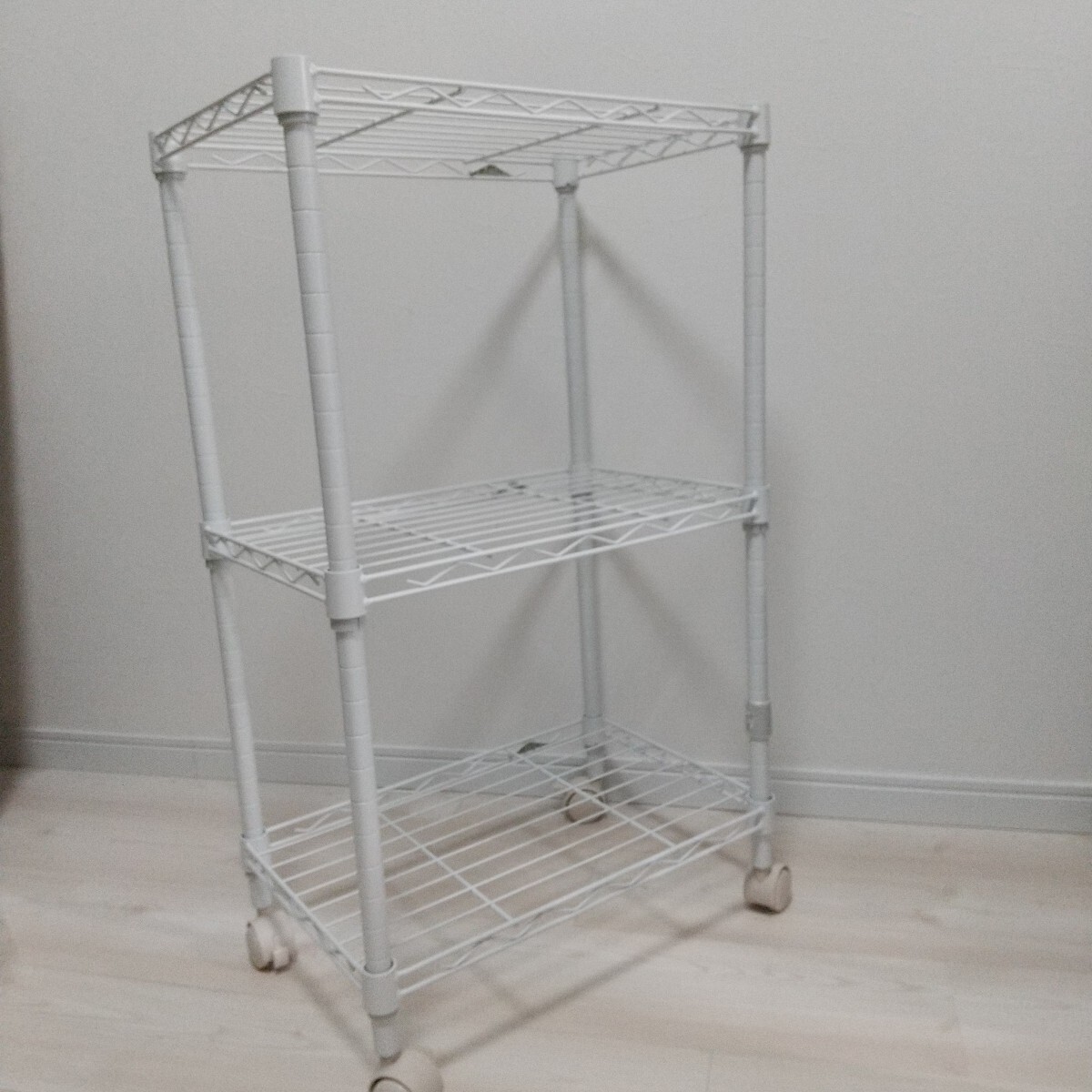 Yahoo!オークション - 送料込 スチールラック 幅44cm/奥行29cm/高さ75c...