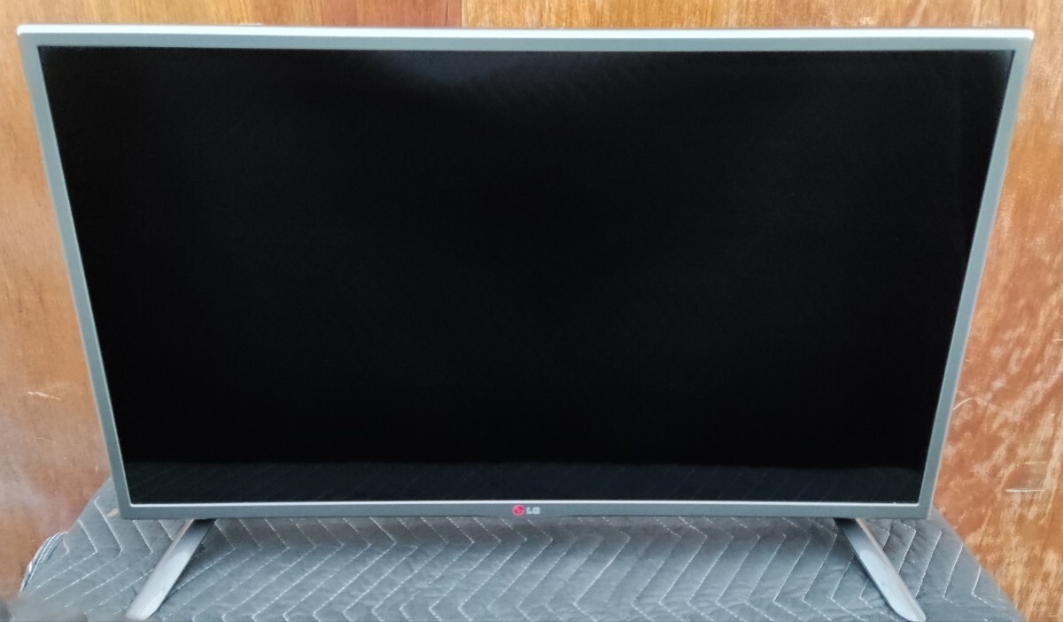 Yahoo!オークション - ジャンク品 LEDバックライト切れ LG 32型 フル...