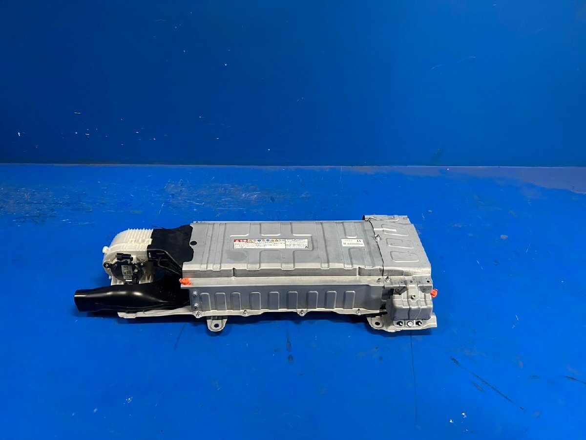 Yahoo!オークション - 売り切り トヨタ ZWR80 ヴォクシー HV バッテリ...