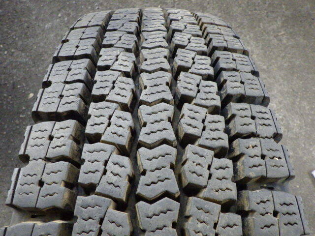 Yahoo!オークション - UT2651-トーヨータイヤ M919 9R19.5 14PR 中古 8...