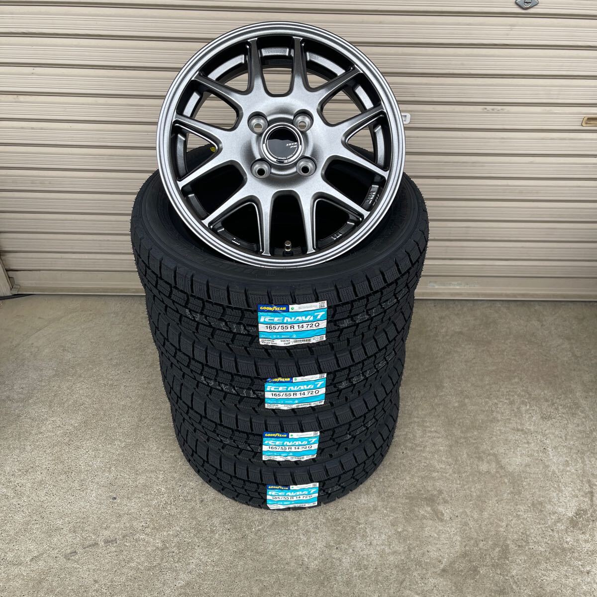 Yahoo!オークション - 《ZACK JP205》グッドイヤー165/55R14 アイスナ...