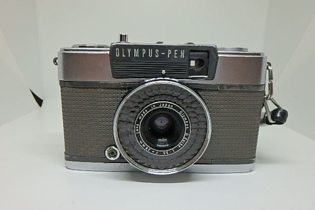 ジャンク Olympus Pen EE2 オリンパス ペン EE2(コンパクトカメラ)｜売買されたオークション情報、yahooの商品情報をアーカイブ公開 - オークファン（aucfan.com）