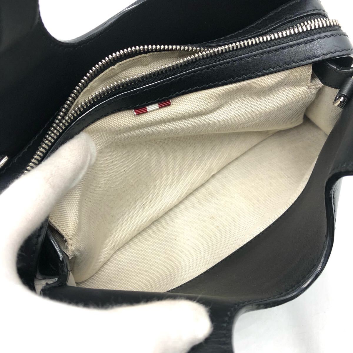 23SS/近年モデル/未使用級○バリー BALLY Ahres 2way ショルダー 23SS/近年モデル/未使用級○バリー BALLY Ahres 2way ショルダー
