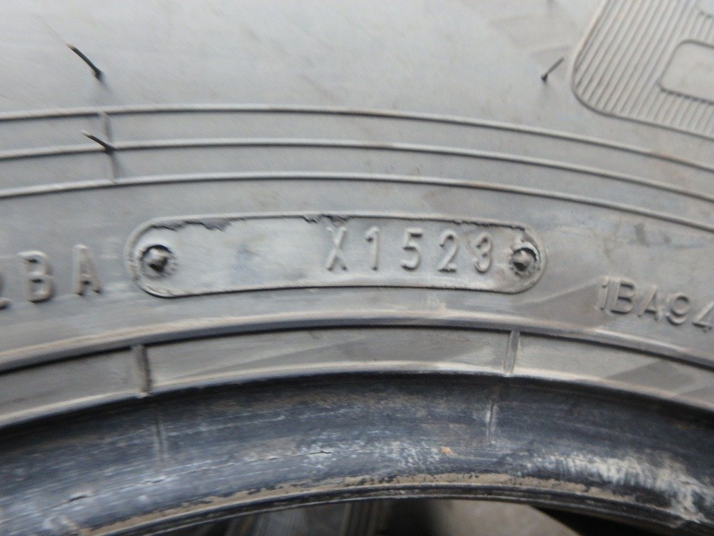 Yahoo!オークション - B789 送料無料【215/85R16 120/118】ダンロップ ...