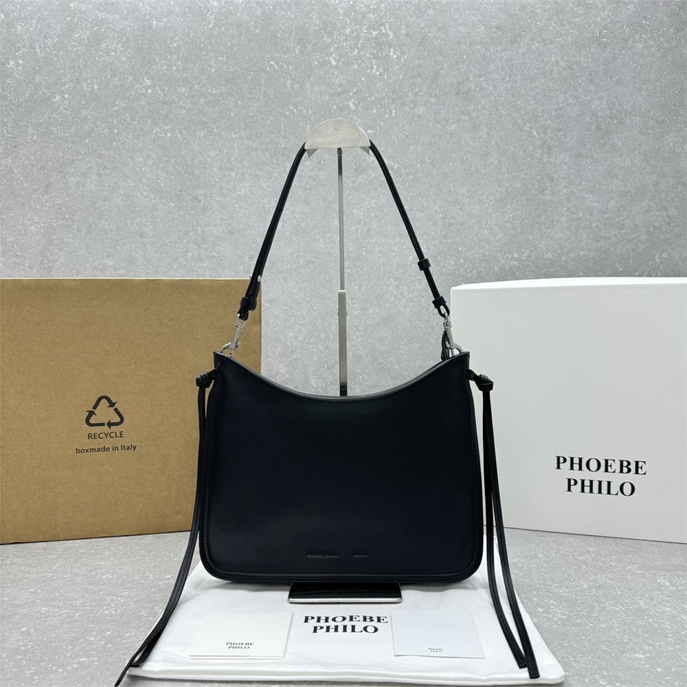 Yahoo!オークション - 【PHOEBE PHILO】SMALL GIG in black leather レ...