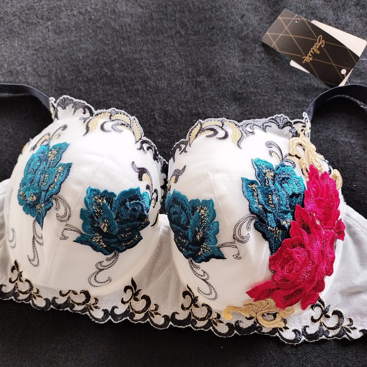 Yahoo!オークション - wacoal サルート 73 ブラ G70 新品