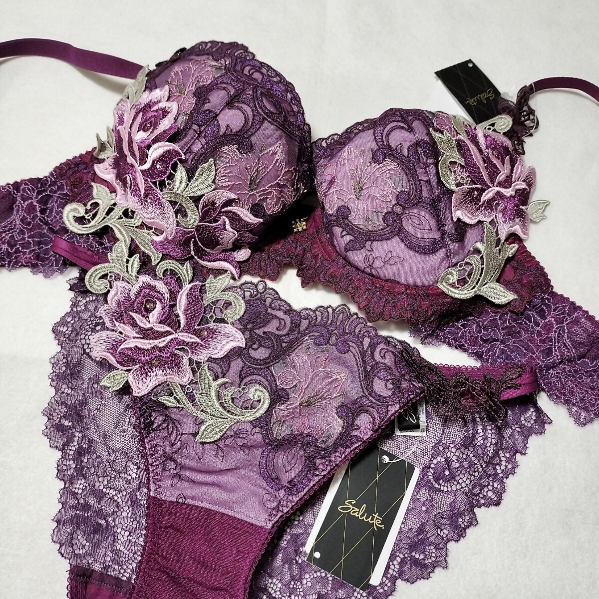 Yahoo!オークション - wacoal サルート 82 ブラ ノーマルセット F70 L...