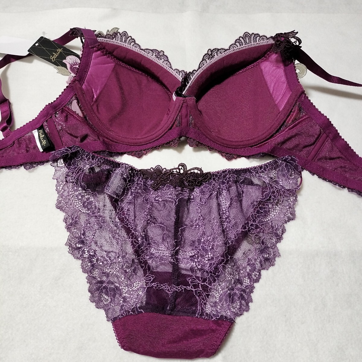 Yahoo!オークション - wacoal サルート 82 ブラ ノーマルセット F70 L...