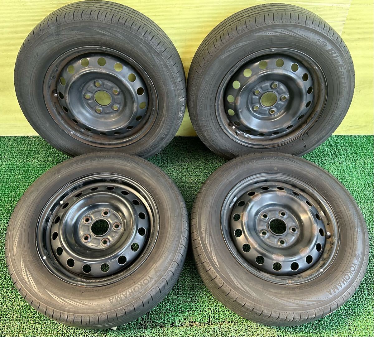 195/65R15 2020年ノーマル ヨコハマBluEarth 4本セット ヴォクシー/ノア 70系 80系純正刻印WQ 5穴 PCD114.3 ET+50 15×6J ハブ60mm夏タイヤ ...