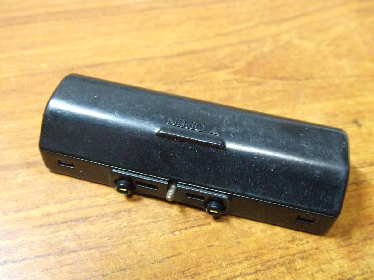 Yahoo!オークション - N859 ソニー SONY MDウォークマン用乾電池用バッ...