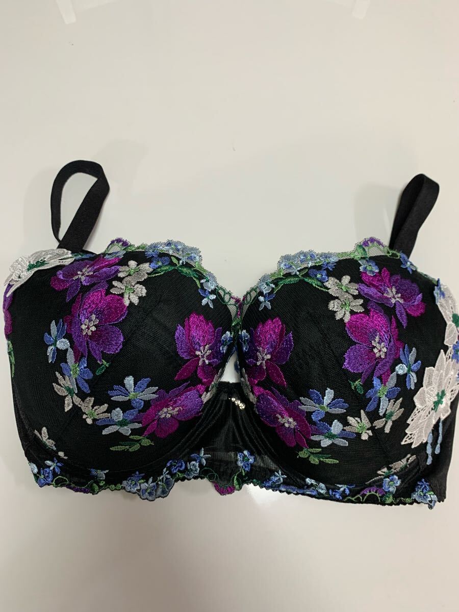 サルート 81g p-up BL I75 補正下着 ブラジャー単品 タグ付 WACOAL Salute マタニティー用 ウエディング用(75)｜売買されたオークション情報、yahooの商品情報 ...