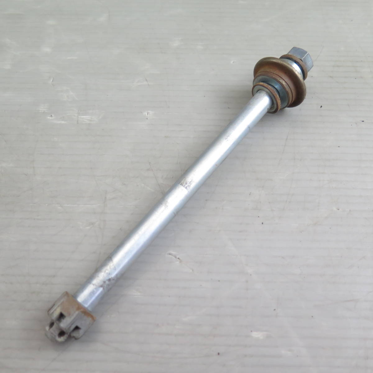 Yahoo!オークション - RX50スペシャル [4U5] 純正 フロントアクスルシ...