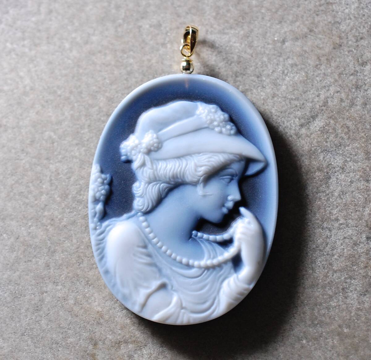 Yahoo!オークション - ￥100～K18繊細な描写彫り美しい メノウカメオ30...