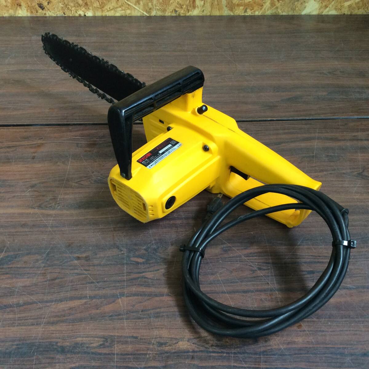 Yahoo!オークション - 【TH-6672】中古品 RYOBI リョービ チェンソー A...