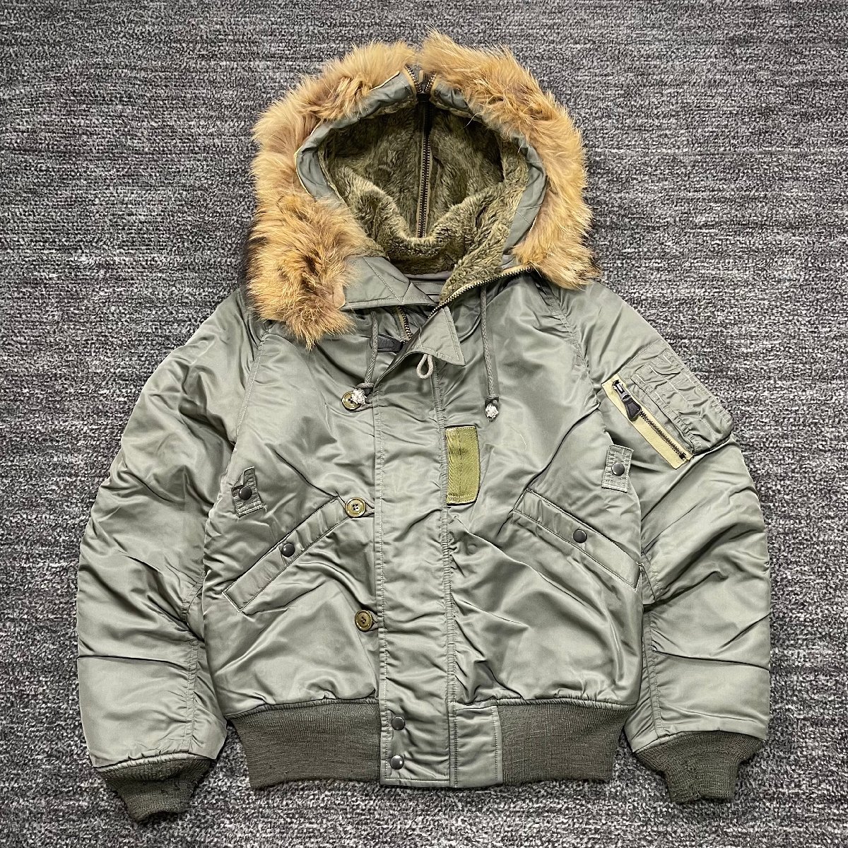 Yahoo!オークション - AVIREX N-2B OLIVE L アヴィレックス N2B オリー...