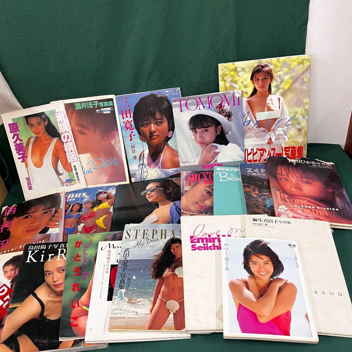 Yahoo!オークション - 古本《写真集 まとめて》 グラビア ビビアン・...