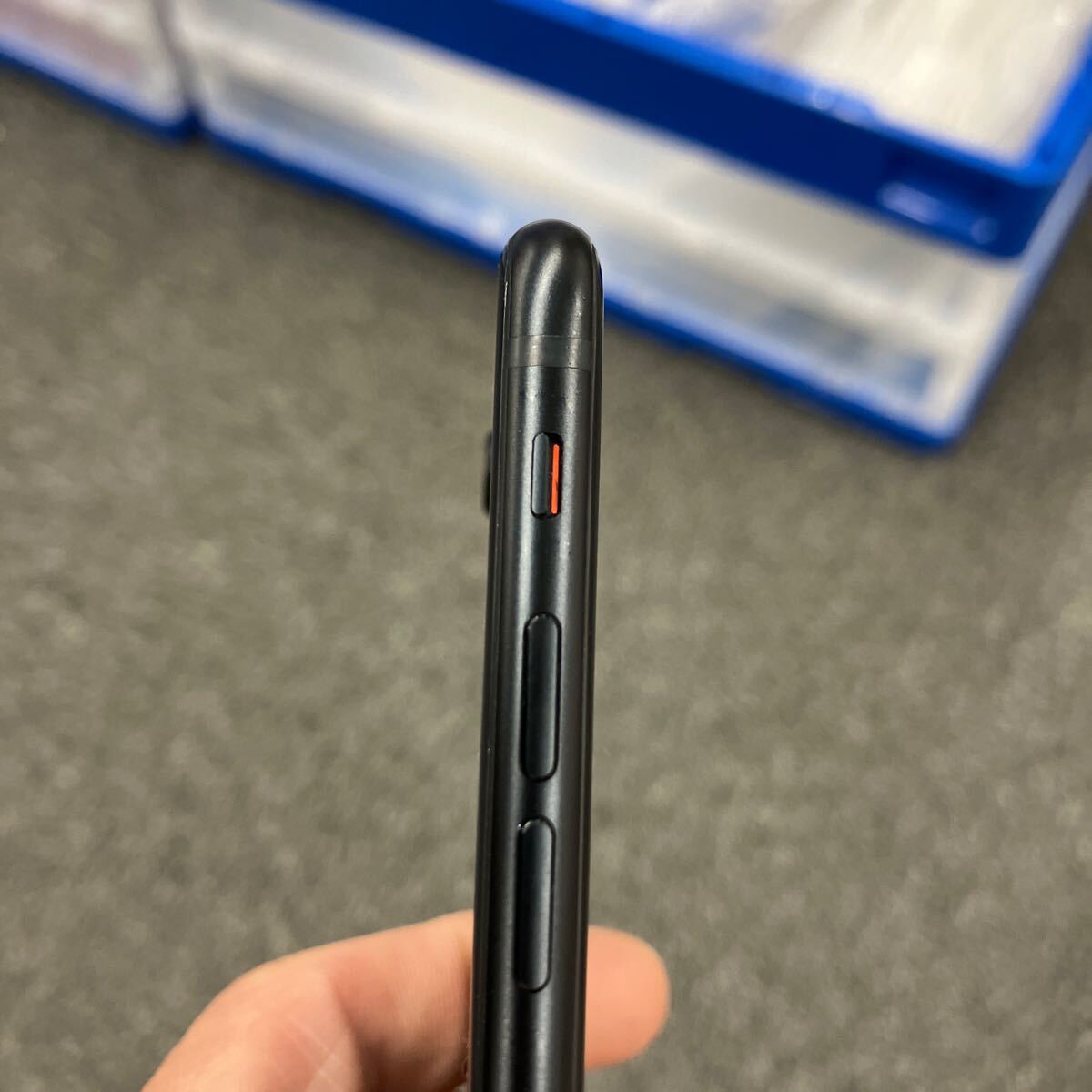 Yahoo!オークション - iPhoneSE3 256GB B108