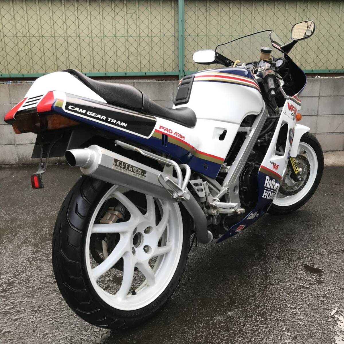 ホンダ VFR400R NC24 初年度登録S62 書類あり エンジン実働 ロスマンズカラー 大阪より 低走行 検 NS CBR RVF トリコロール(251cc-400cc)｜売買された ...