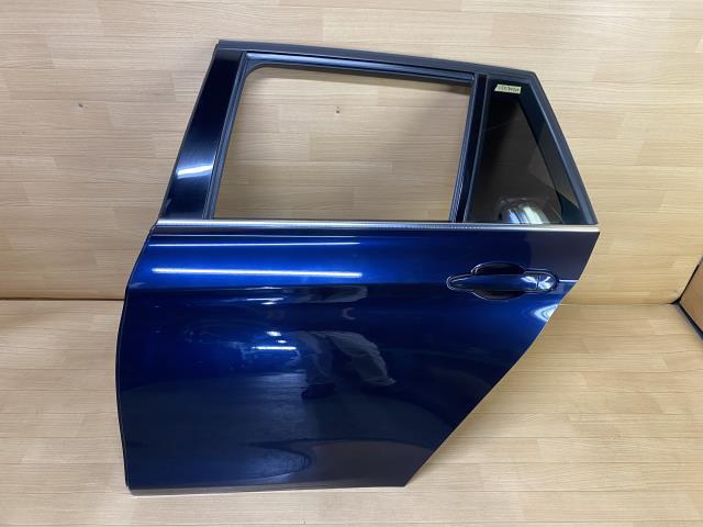 Yahoo!オークション - BMW 3シリーズ LDA-3D20 左RドアASSY A89 M540