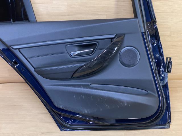 Yahoo!オークション - BMW 3シリーズ LDA-3D20 左RドアASSY A89 M540