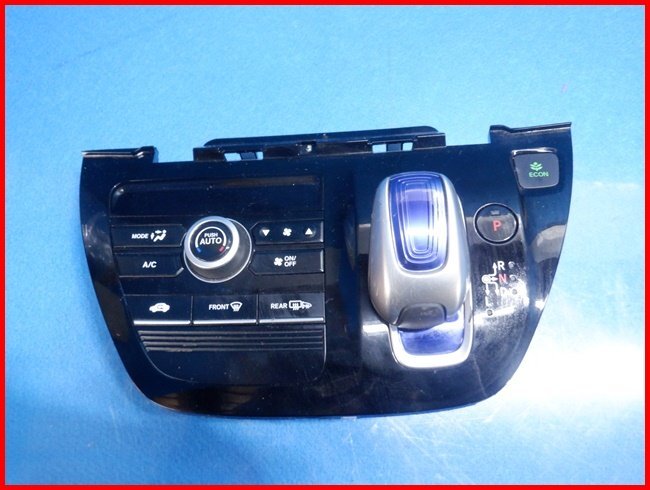 Yahoo!オークション - フリード+ GB7 エアコンパネル 管理番号 5227