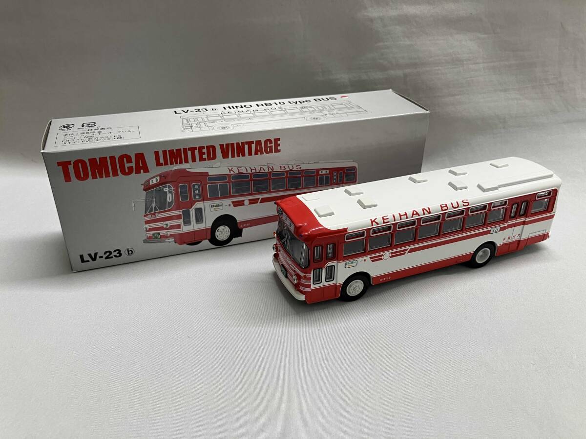 Yahoo!オークション - トミカ LV-23b 日野 RB10型 京坂バス(レッド×ホ...