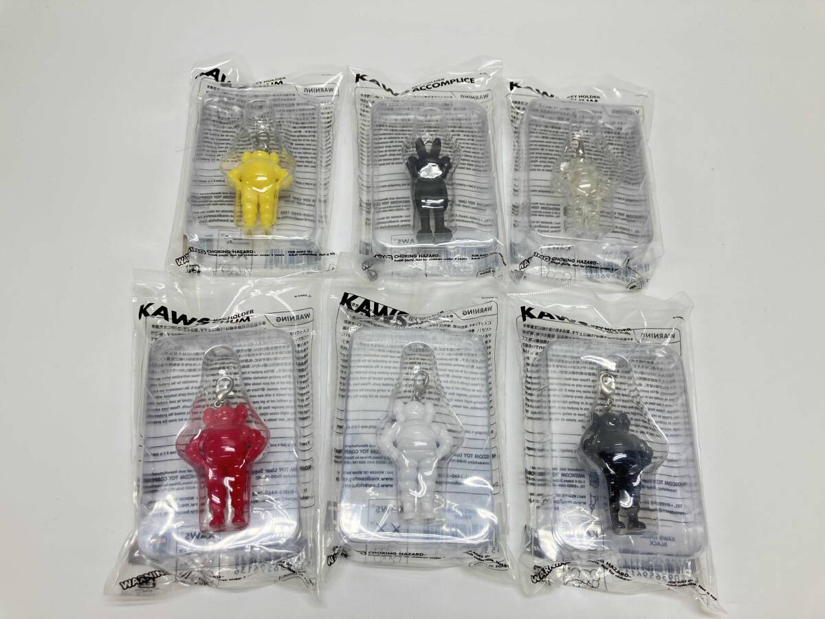 Yahoo!オークション - KAWS CHUM KEY HOLDER カウズ キーケース キーア...