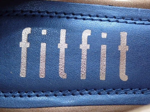 Yahoo!オークション - fitfit サンダル・23cm フィットフィット/パンプ...