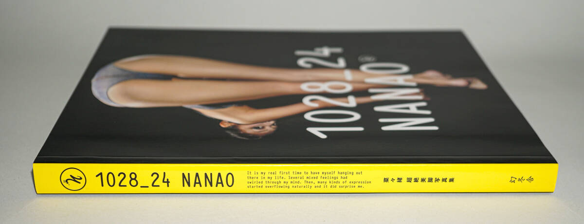 Yahoo!オークション - 1028_24 菜々緒 超絶美脚写真集 撮影 曽根将樹 ...