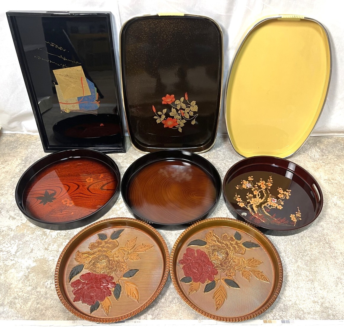 Yahoo!オークション - 【M773】お盆/まとめ売り/8点/丸盆/長手盆/合成...