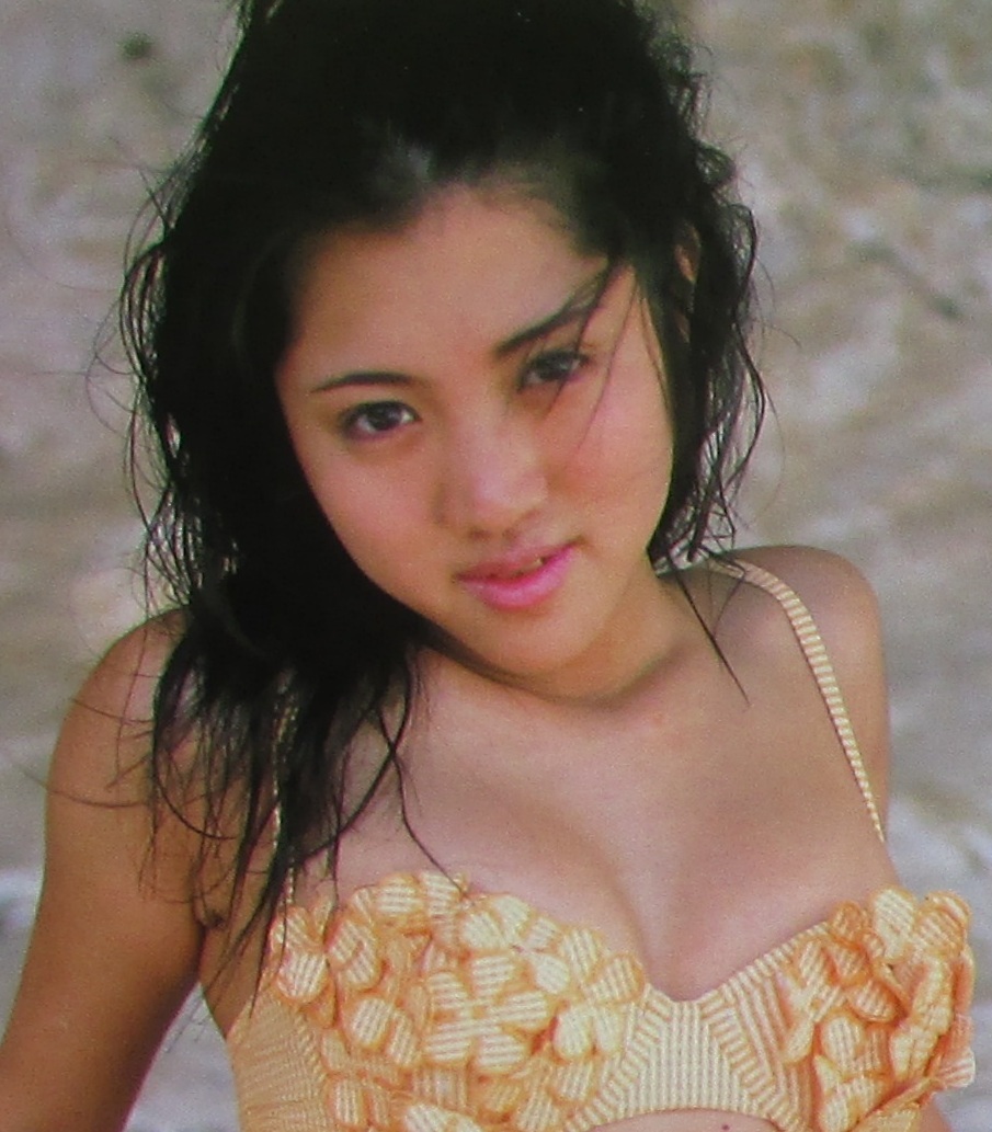 Yahoo!オークション - 531切り抜き 浅倉めぐみ ビキニ 巨乳 谷間 5P 清...