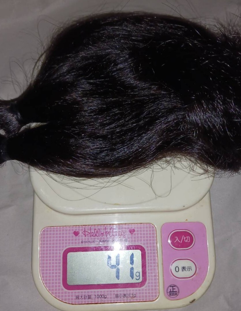 Yahoo!オークション - 髪束・髪の毛・10代・女子・『20cm・41g』