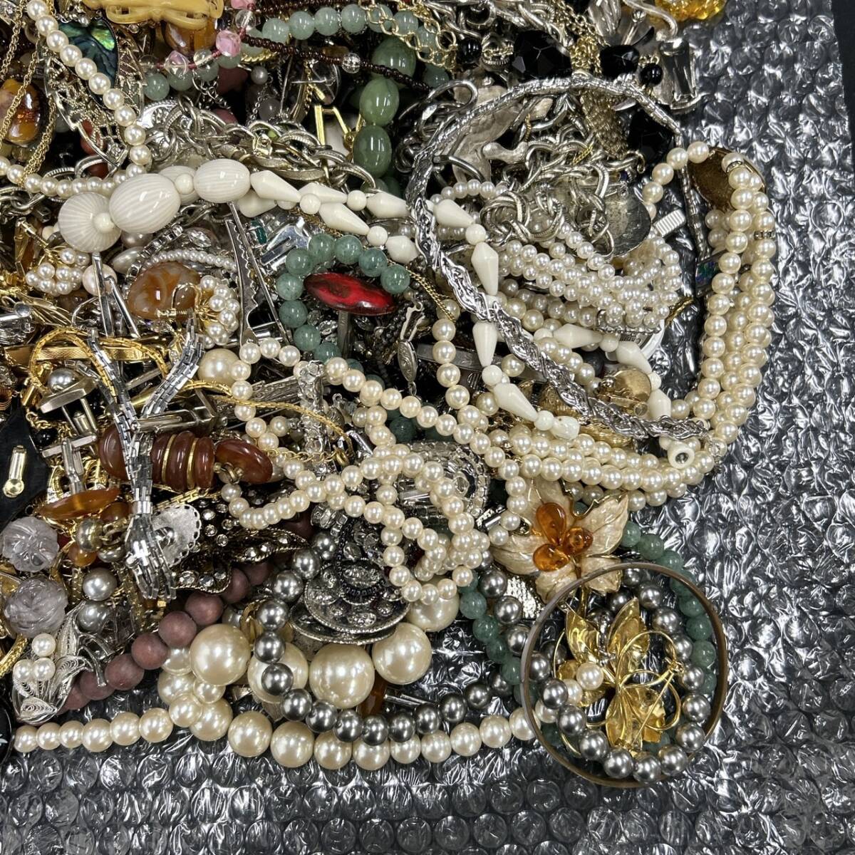 Yahoo!オークション - x/x/x/C042-309/10000/ アクセサリー大量まとめ ...