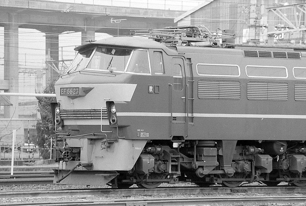 Yahoo!オークション - EF66 23 国鉄時代 前頭部