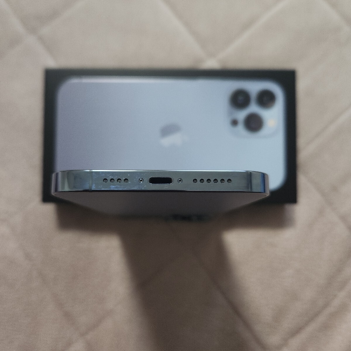 Yahoo!オークション - au Apple iPhone13 proMAX 128G シエラブルー 中...