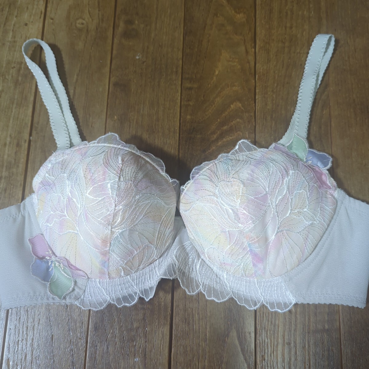 Yahoo!オークション - ワコールWing ブラジャー C80