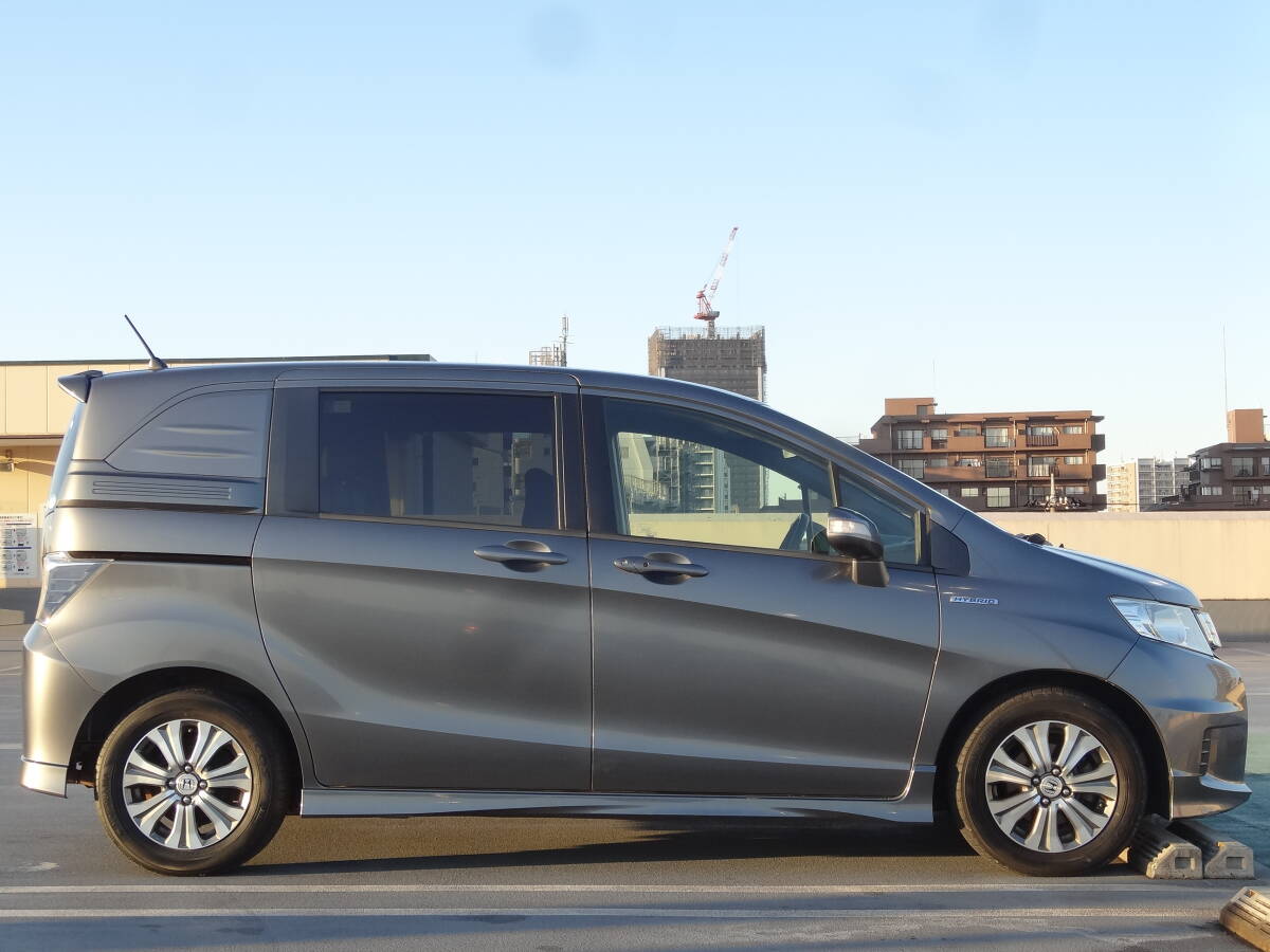 Yahoo!オークション - 『陸送30%OFF 』本検R9/4満タン ハイブリッド・...