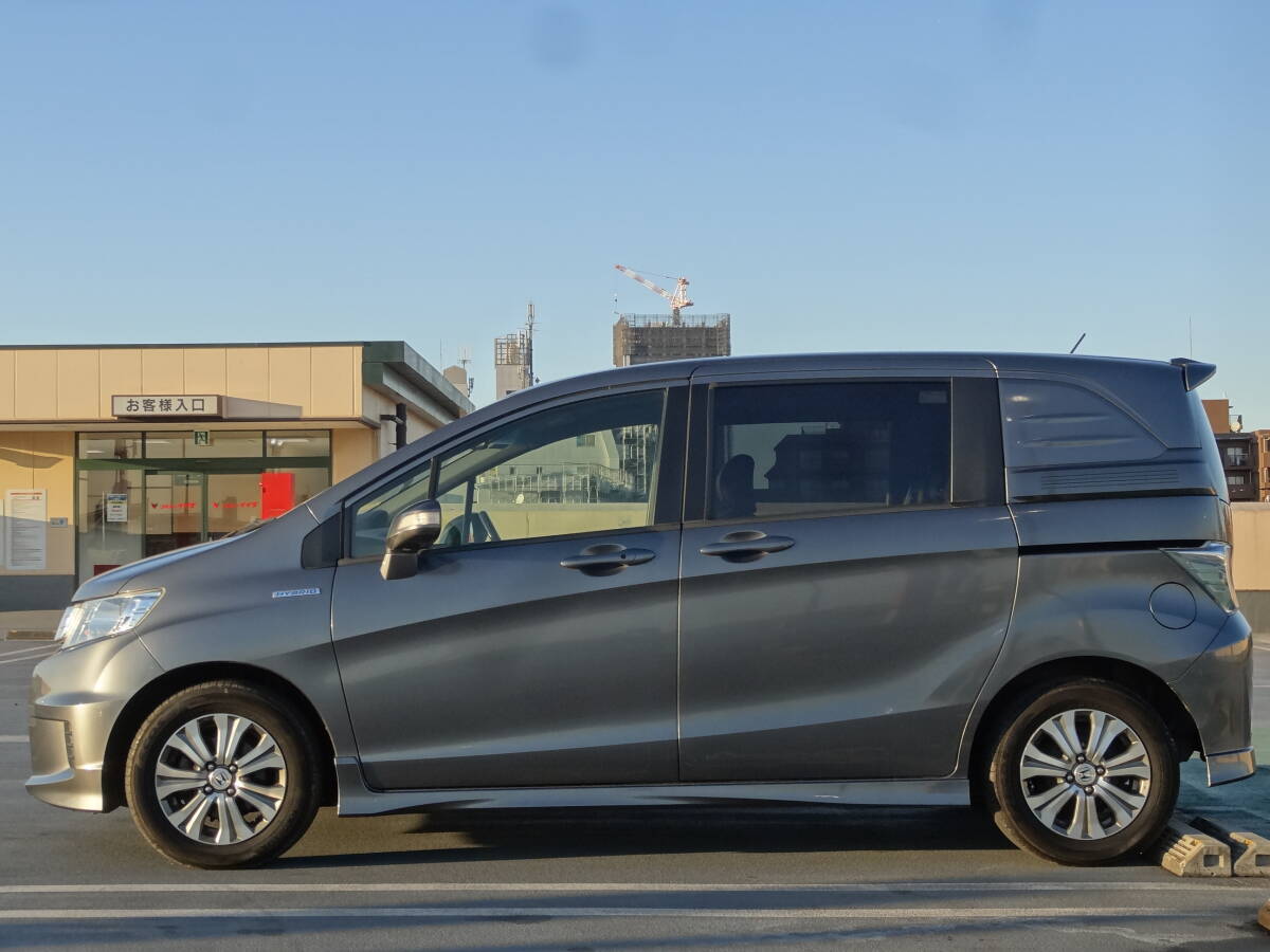 Yahoo!オークション - 『陸送30%OFF 』本検R9/4満タン ハイブリッド・...