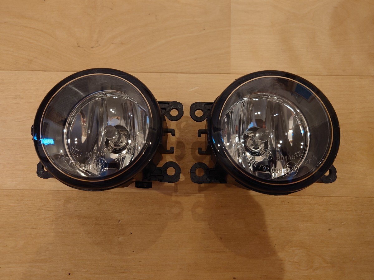 スイフト zc32 zc33 ジムニー jb64 ソリオ ma15 純正フォグランプ 新車外し 250301m(スズキ用)｜売買されたオークション情報、yahooの商品情報をアーカイブ公開 ...
